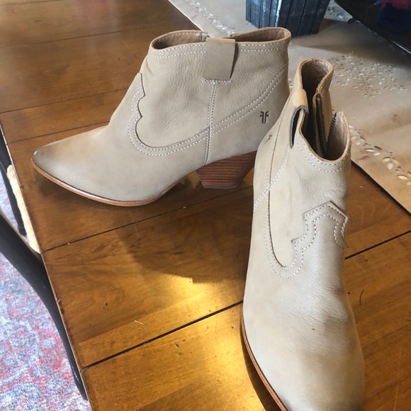 Frye | Shoes | Frye Ladies Reina Leather Boot Tan | Poshmark